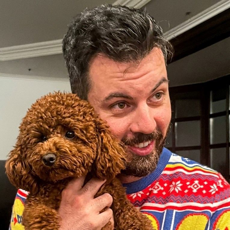 Mate Rimac objavio fotografiju u božićnom džemperu: "Ugly sweater final ...