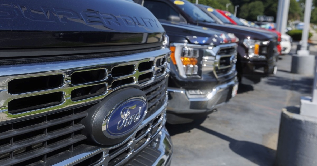 Ford opet mijenja planove. Okreće se manjim i jeftinijim autima - Index.hr