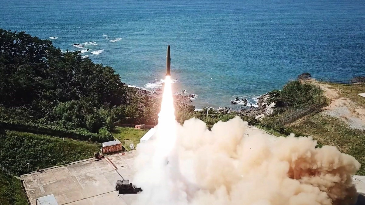 Sjeverna Koreja ispalila projektil u Japansko more - Index.hr