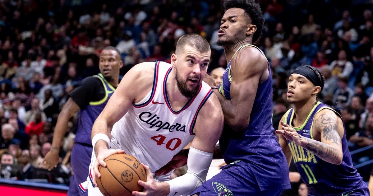 Novi monstruozni double-double Zupca. Ispred njega su samo Towns, Jokić i Davis - Index.hr