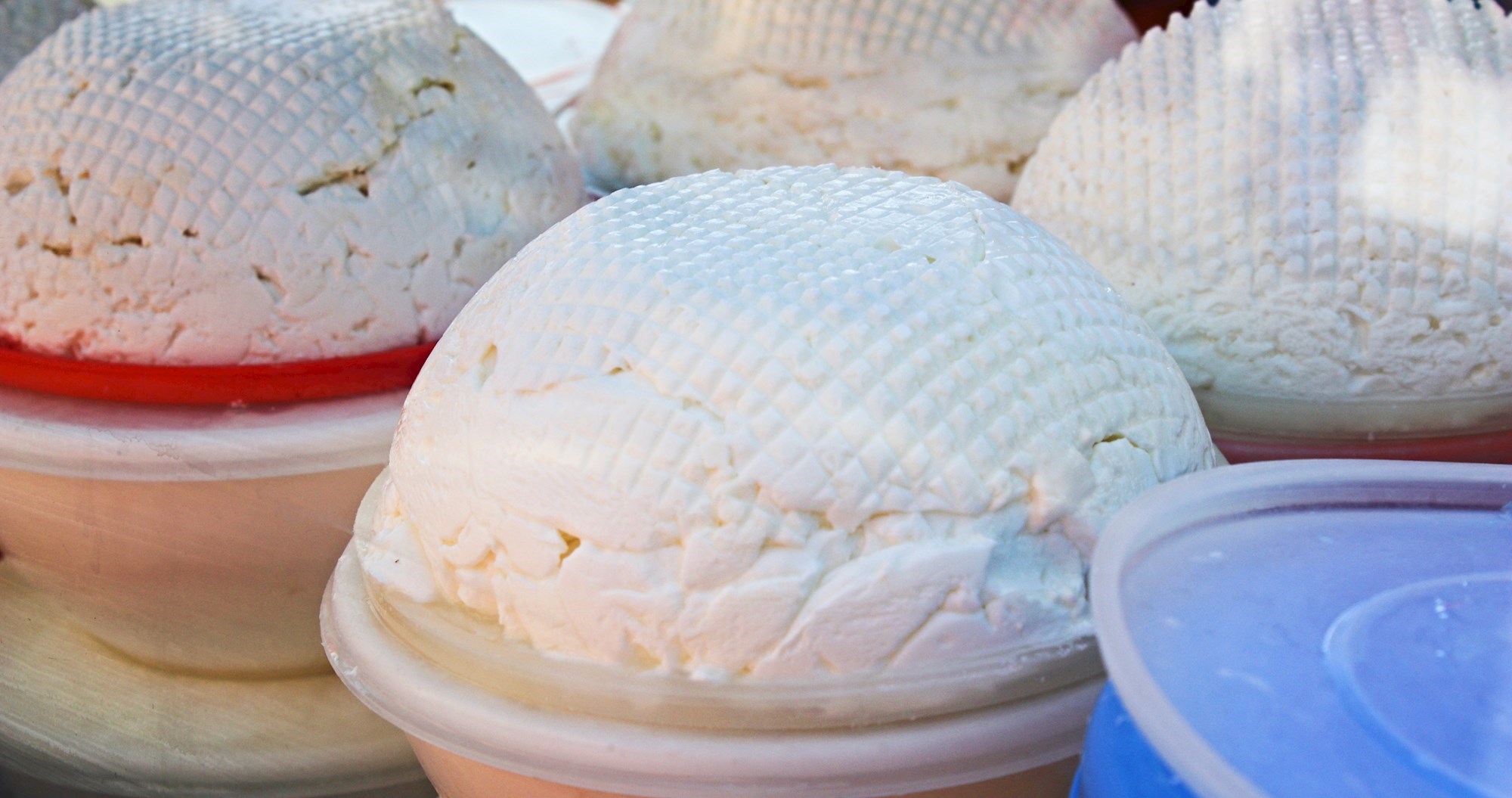 ANKETA Kupujete li sir i ostale mliječne proizvode radije na tržnici ...