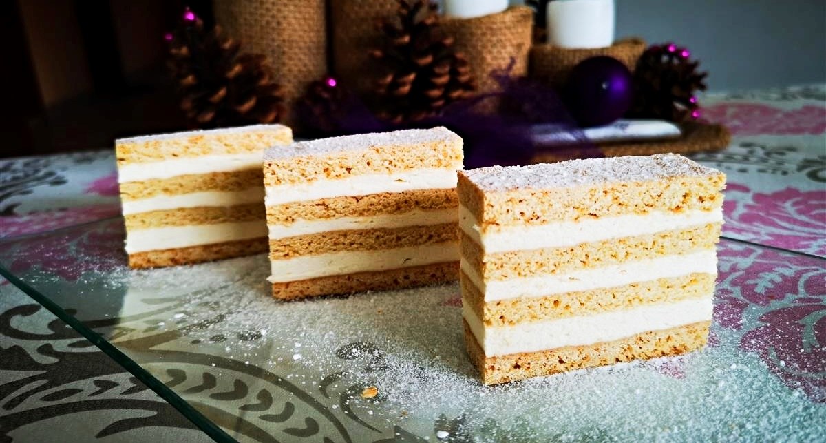 Stari recept naše vjerne čitateljice: Najbolja medena pita koja izgleda ...