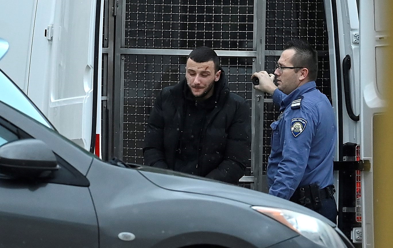 Pijani mladić je usmrtio svoju djevojku u njenom BMW-u. Plakao je na ...