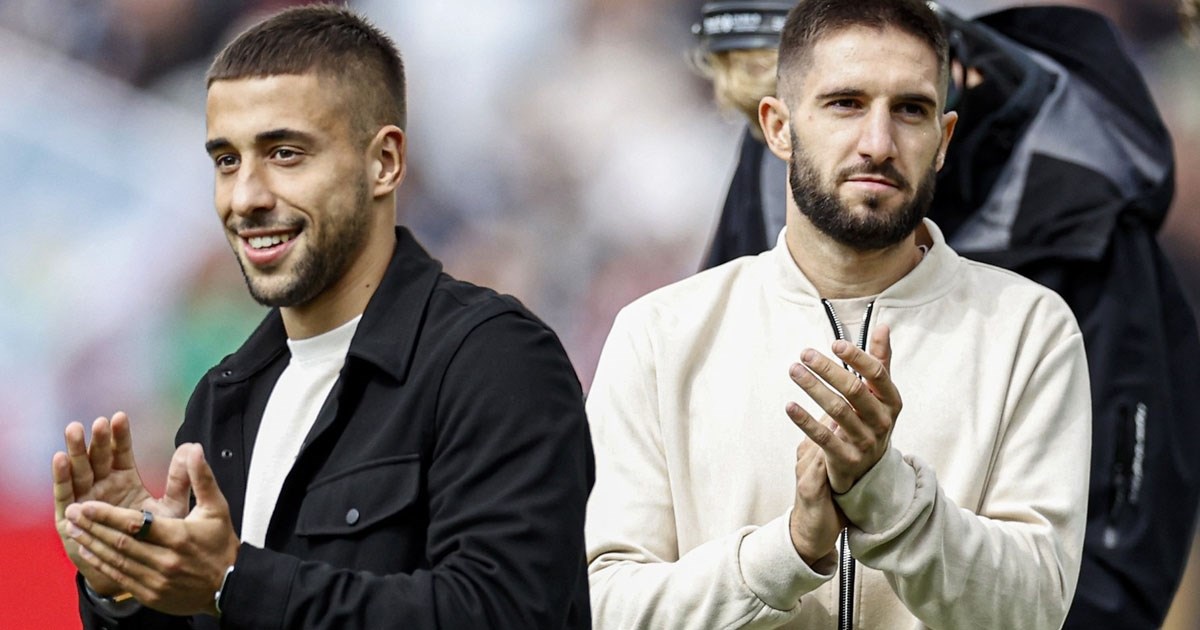 Ivanušec dočekan ovacijama prepunog De Kuipa. Navijači mu dugo ...