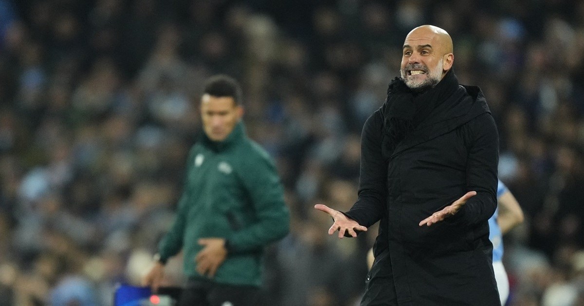 Guardiola pred kamerama s ožiljcima na glavi. Englezi: To mu je treći ...