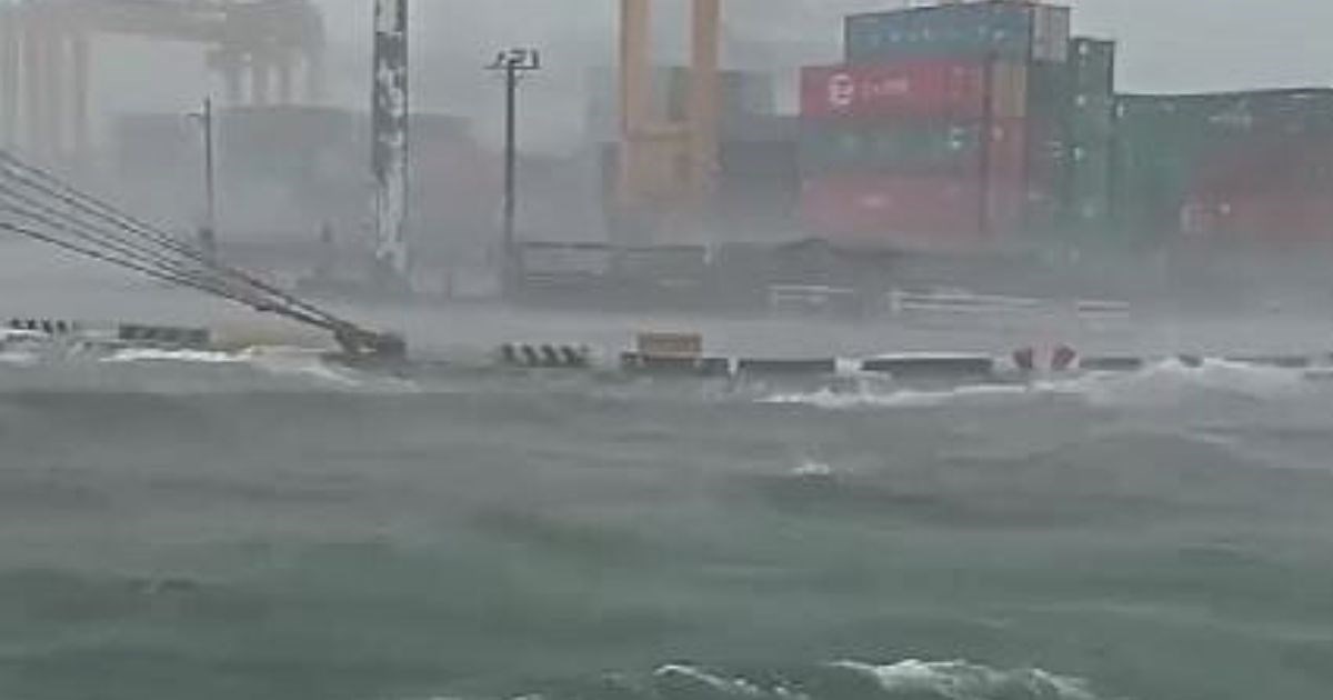 Tajfun pogodio Tajvan, potonuo brod s devet članova posade. Traje ...