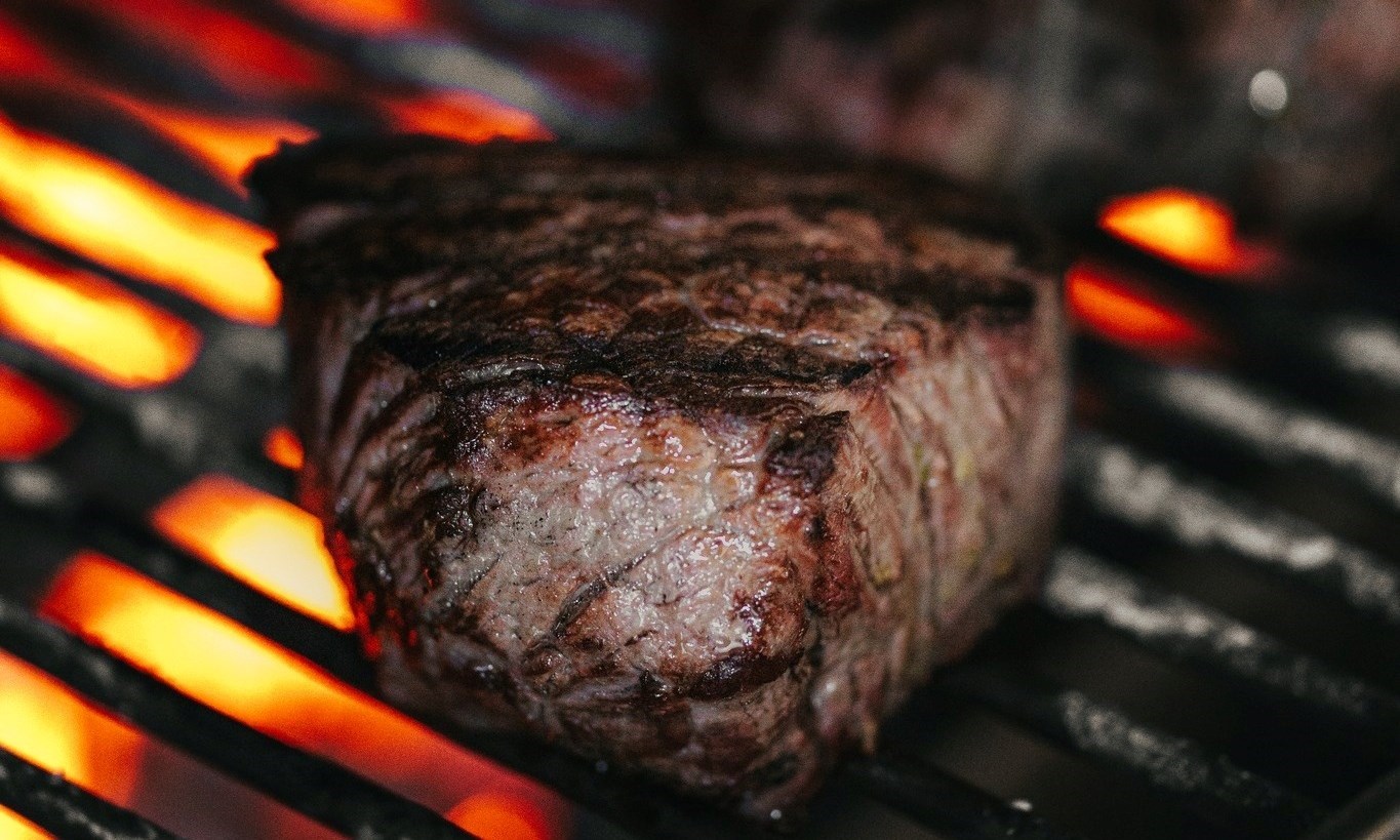 Svi pričaju o večeri koja se danas jede u Maredu, cijena po osobi je 39 ...