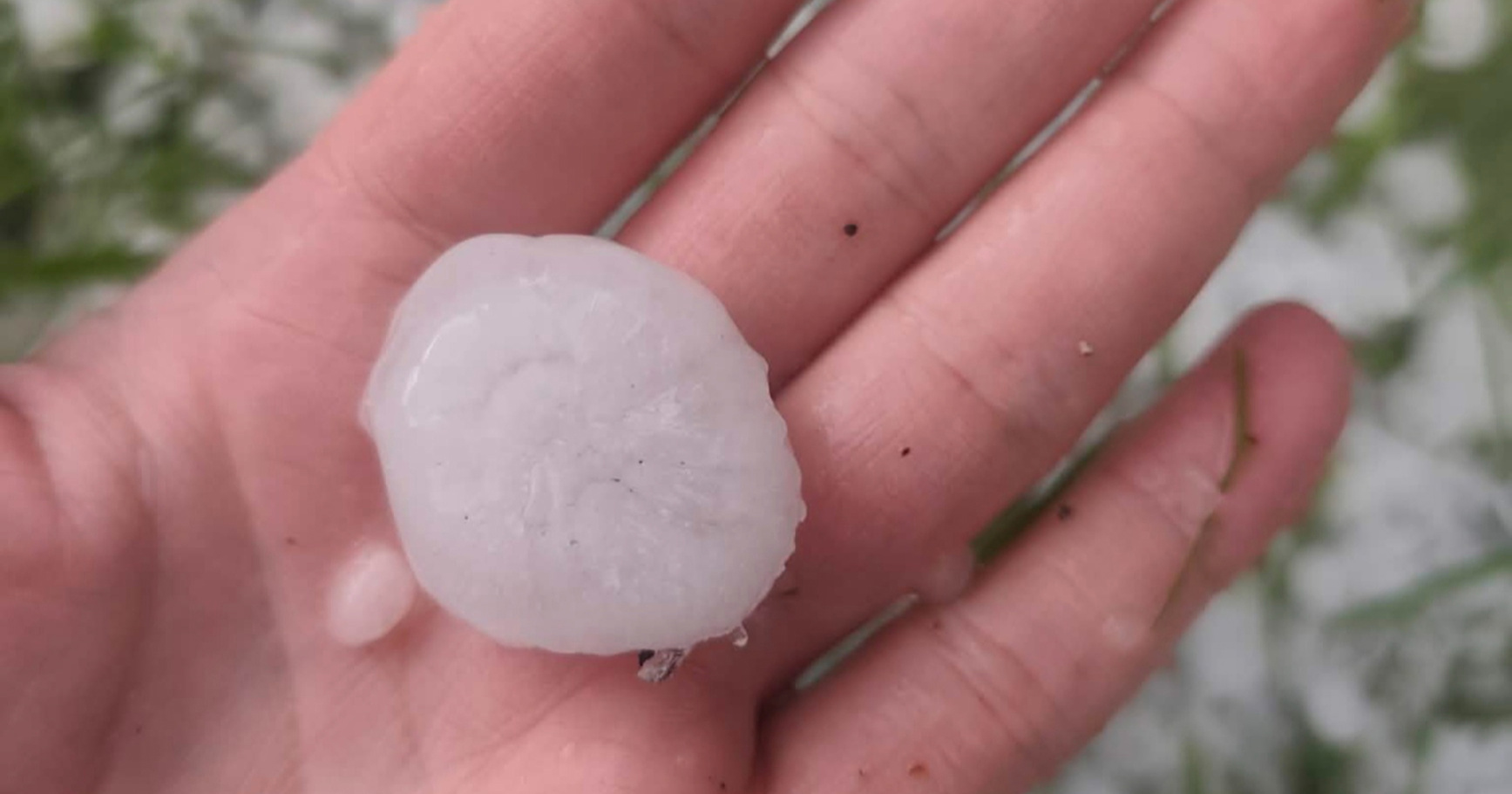 VIDEO I FOTO Jako nevrijeme u Sloveniji. Padala tuča veličine oraha ...