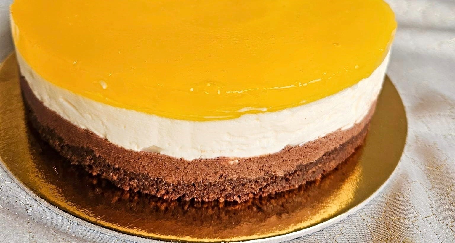 Ako volite kremaste torte, ova od čokolade i naranče će vam biti pun ...