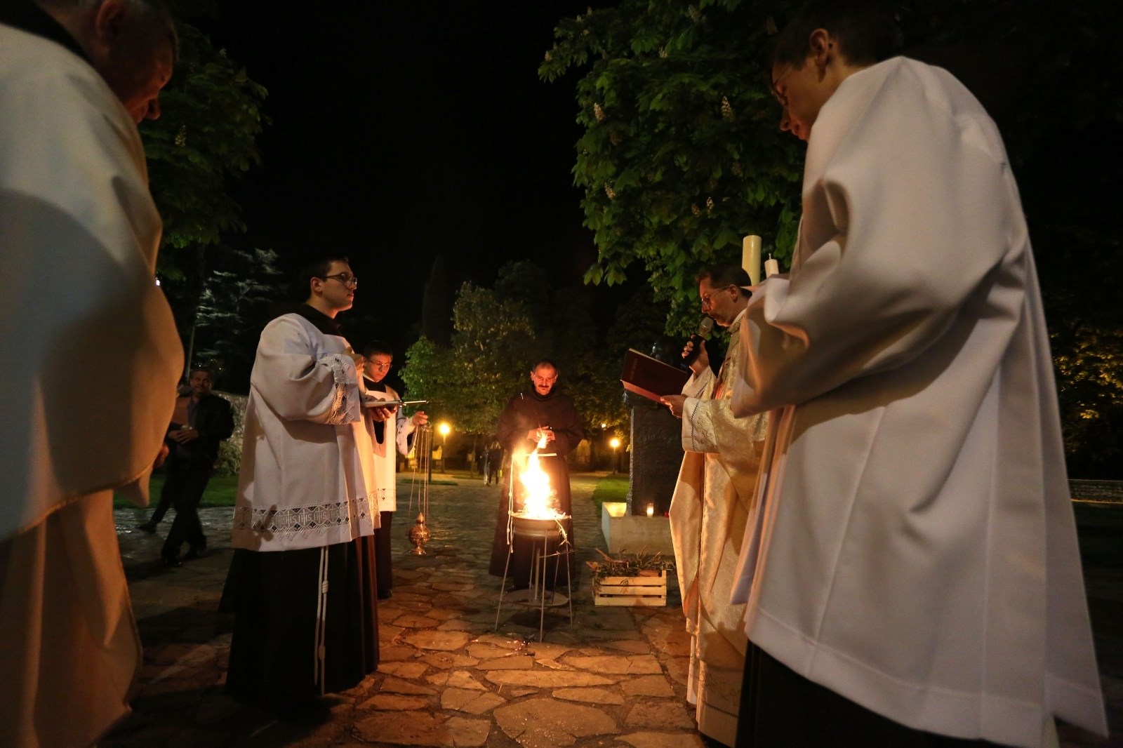 Danas je Uskrs, najveći kršćanski blagdan - Index.hr