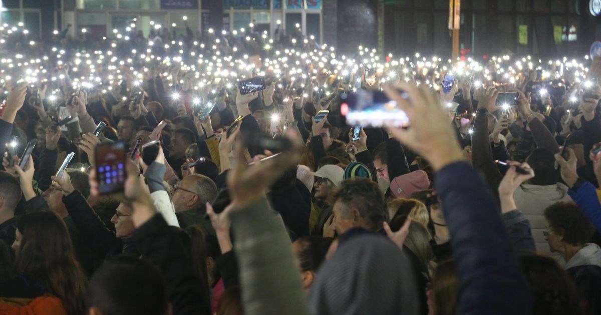 Arhiv javnih skupova: Prosvjed u Novom Sadu je najveći ikad održan u ...