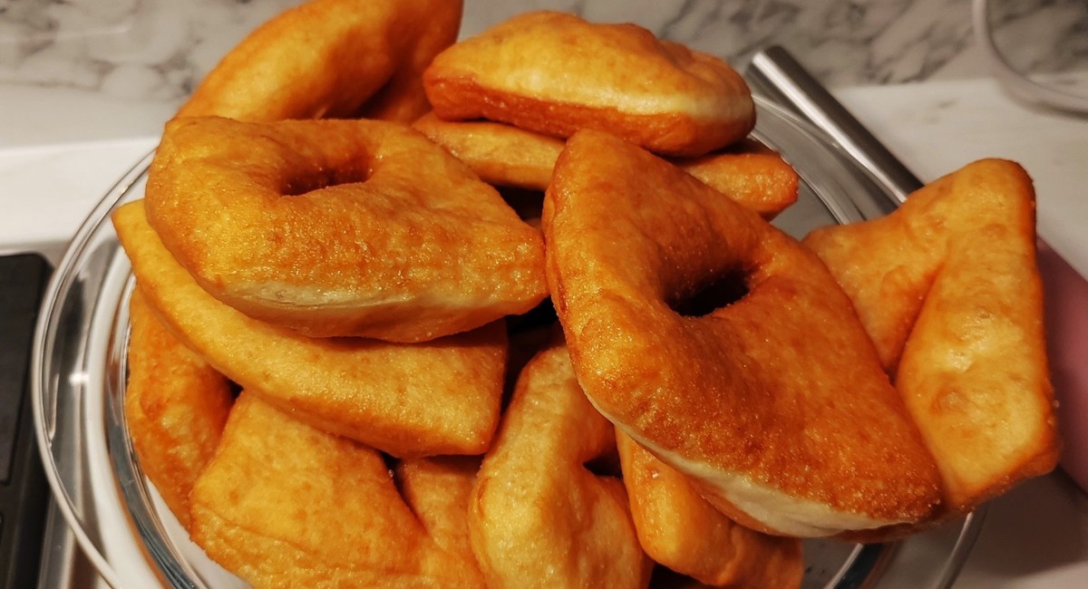 Kako vi zovete jelo sa slike? Vraća nas u djetinjstvo, a mnogi ga rade ...