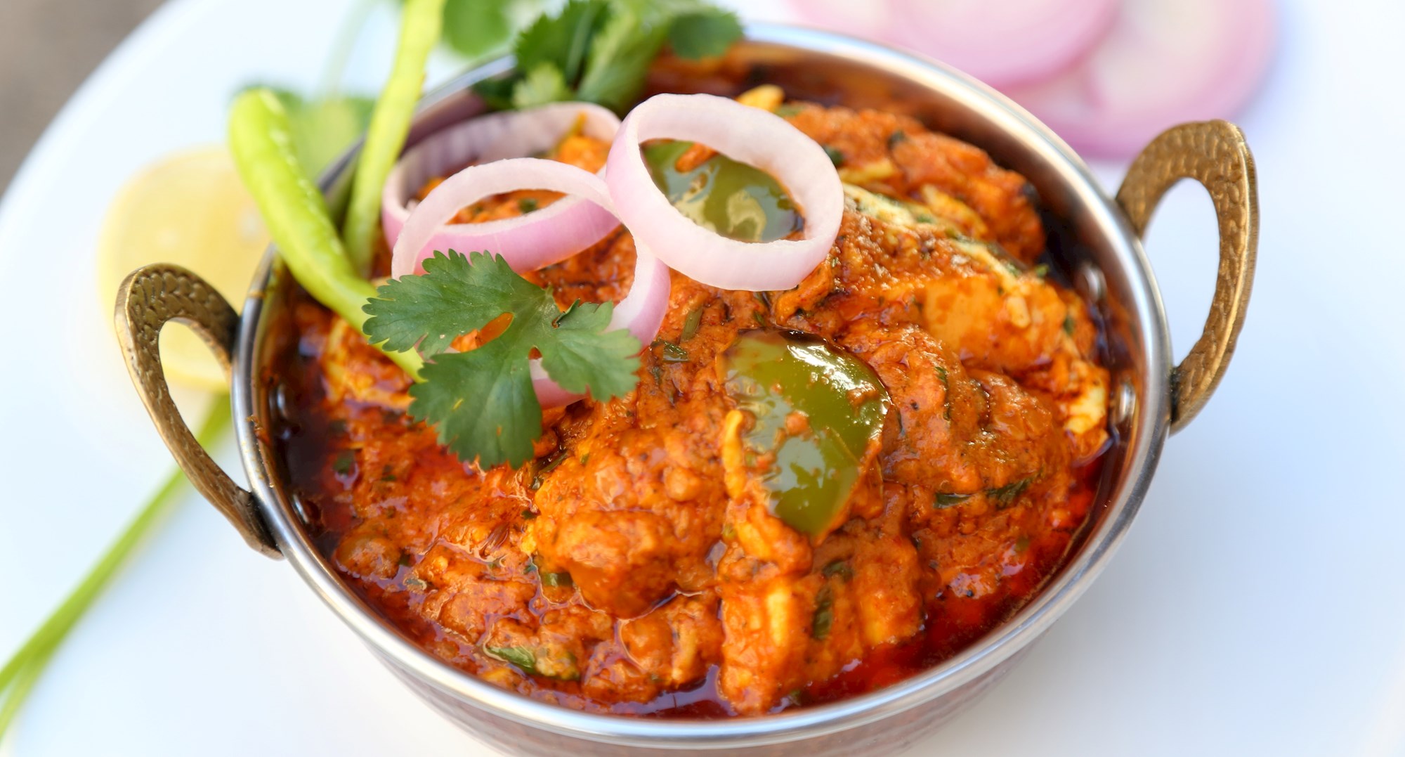 Vindaloo, bogat svinjski gulaš na indijski način - Index.hr