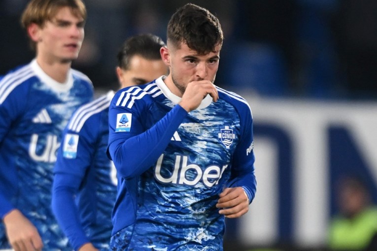 Pogledajte kako je Baturina namjestio gol za vodstvo Coma protiv Milana ...