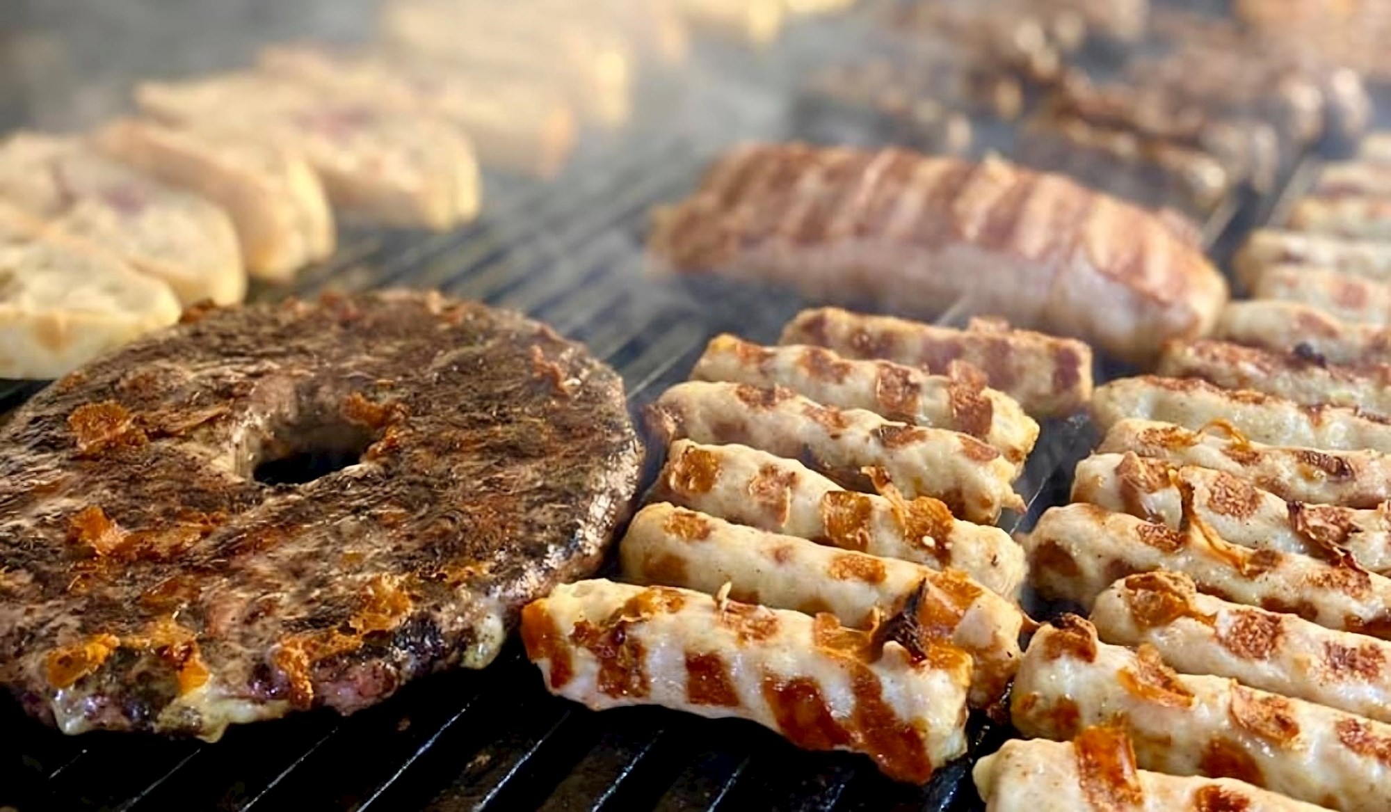 Pitali smo ljude koji su im najbolji restorani u Zagrebu: "Ćevapi su im ...