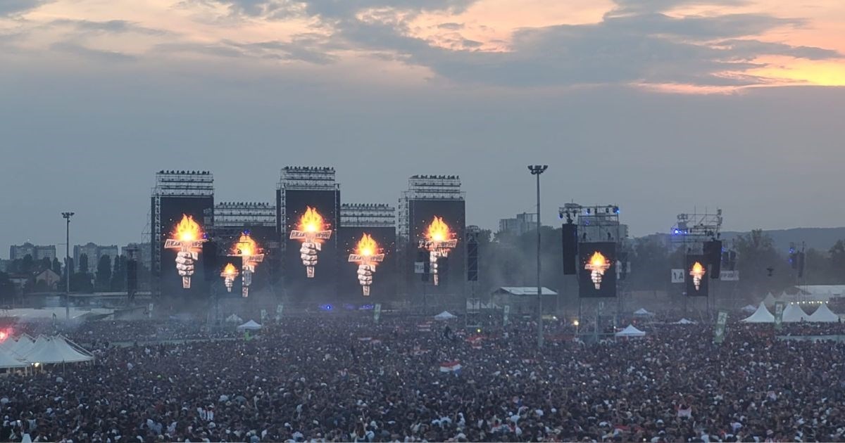 Ovako je izgledao Hipodrom prije Thompsonova izlaska na pozornicu ...