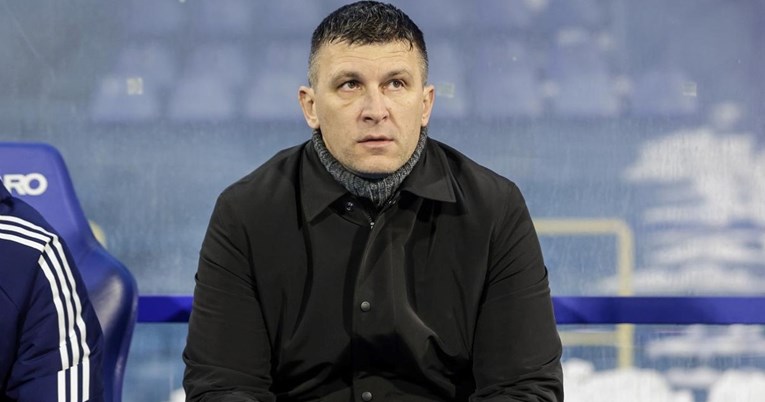 ANKETA Treba li Dinamo smijeniti Jakirovića? - Index.hr ANKETA Treba li Dinamo smijeniti Jakirovića? - Index.hr