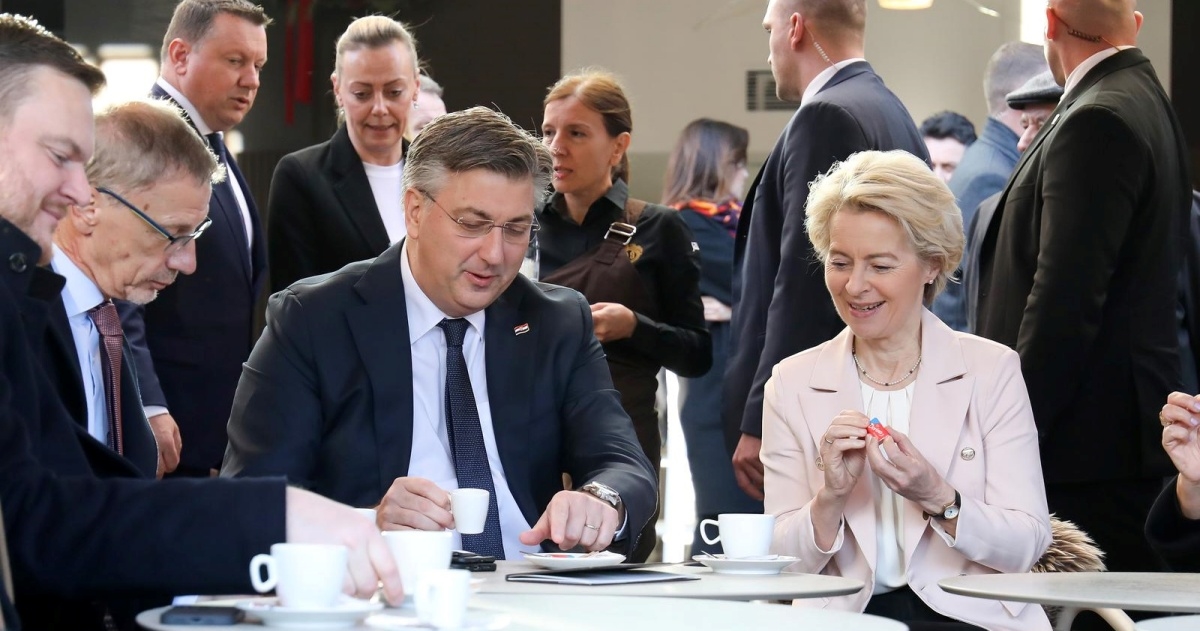Sprdnje na račun premijera i Ursule: "Plenki platio rundu, svi ...