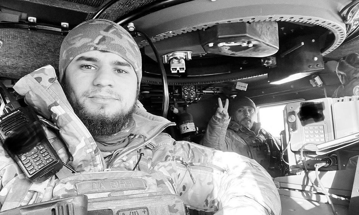 VIDEO Ogroman sprovod u Kijevu. Zelenski: Poginuo je Da Vinci, heroj ...