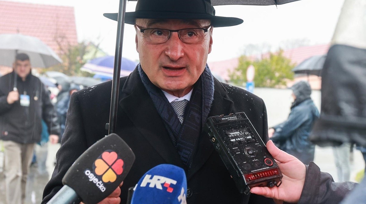 Grlić Radman: Od Vukovara je prošlo više od 30 godina, ali su rane još ...