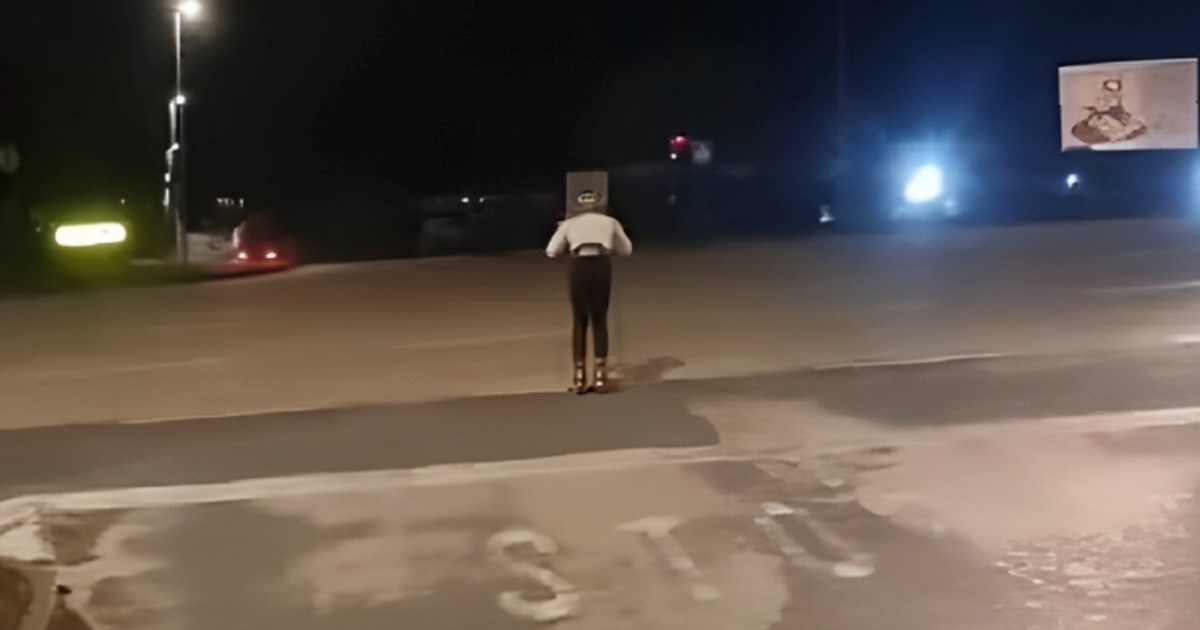 Nesvakidašnji prizor u Rijeci nasmijao Fejs: "Barem ima zimsku opremu ...