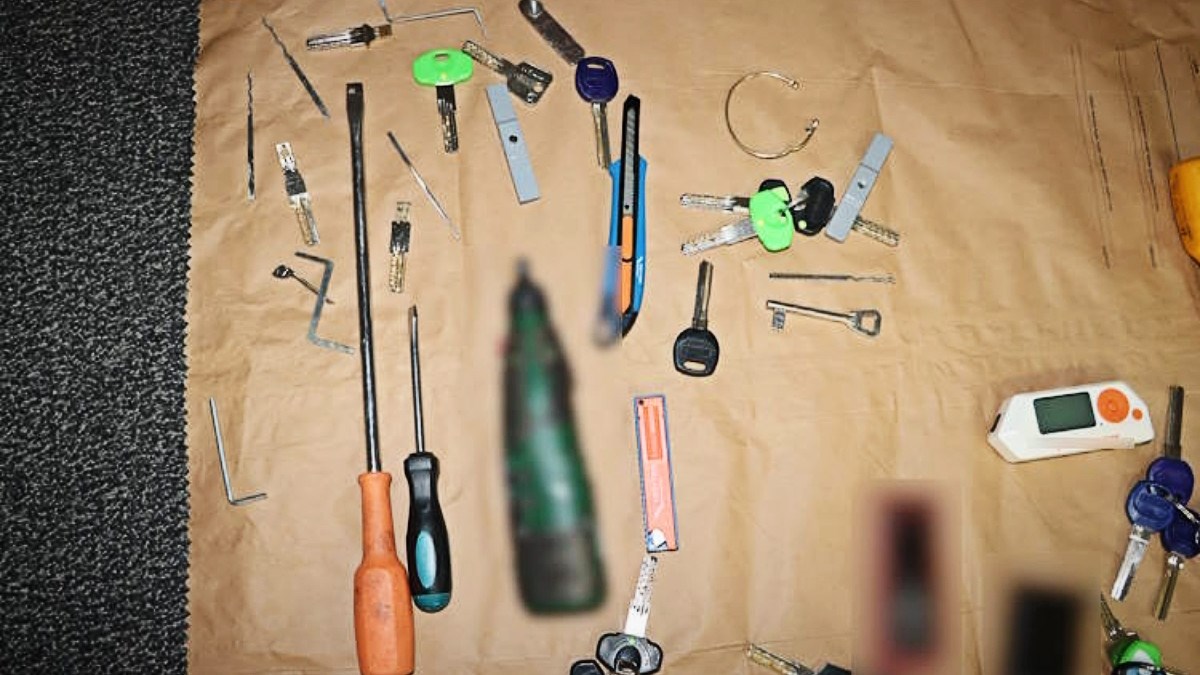 FOTO Tri Makedonca provaljivala u stanove po Hrvatskoj. Nađen im ...