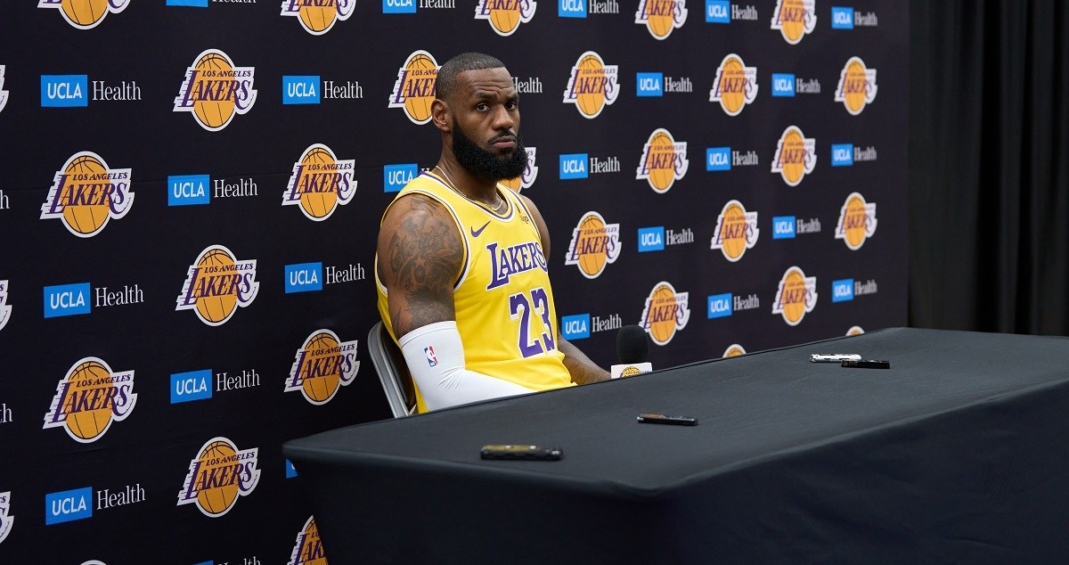 LeBron James opet promijenio broj na dresu - Index.hr