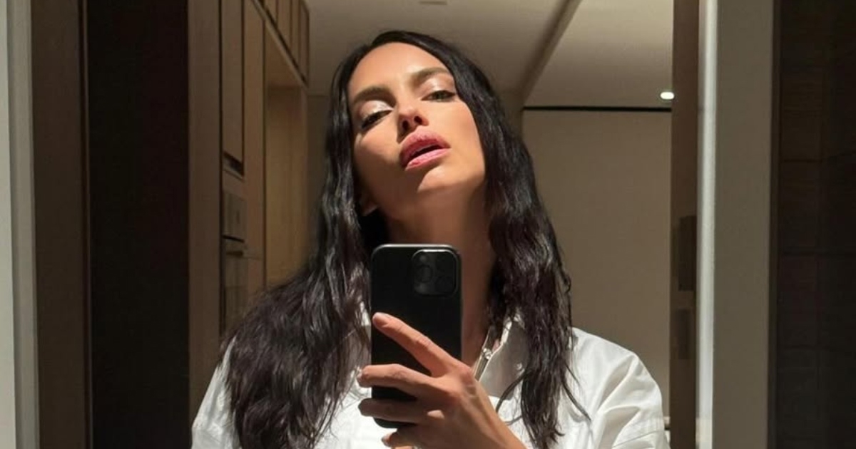 Irina Shayk zna da crni bikini nikad ne izlazi iz mode - Index.hr