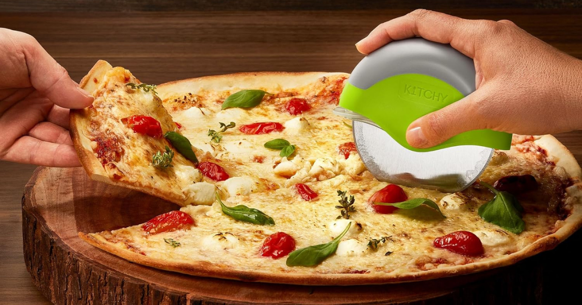 Ako često radite pizzu kod kuće, ovaj rezač obavezan je u vašoj kuhinji ...