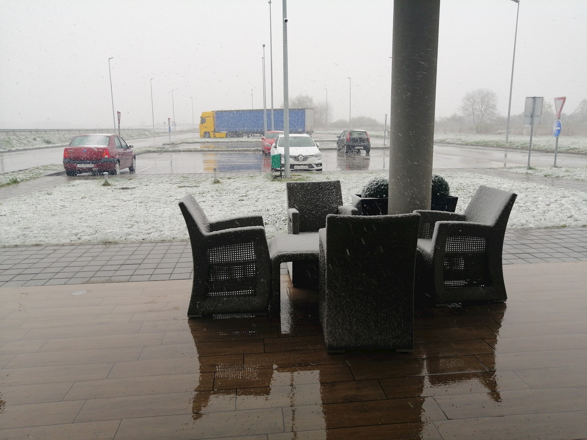 FOTO Snijeg u cijeloj zemlji, pogledajte slike iz Zagorja, Zagreba ...