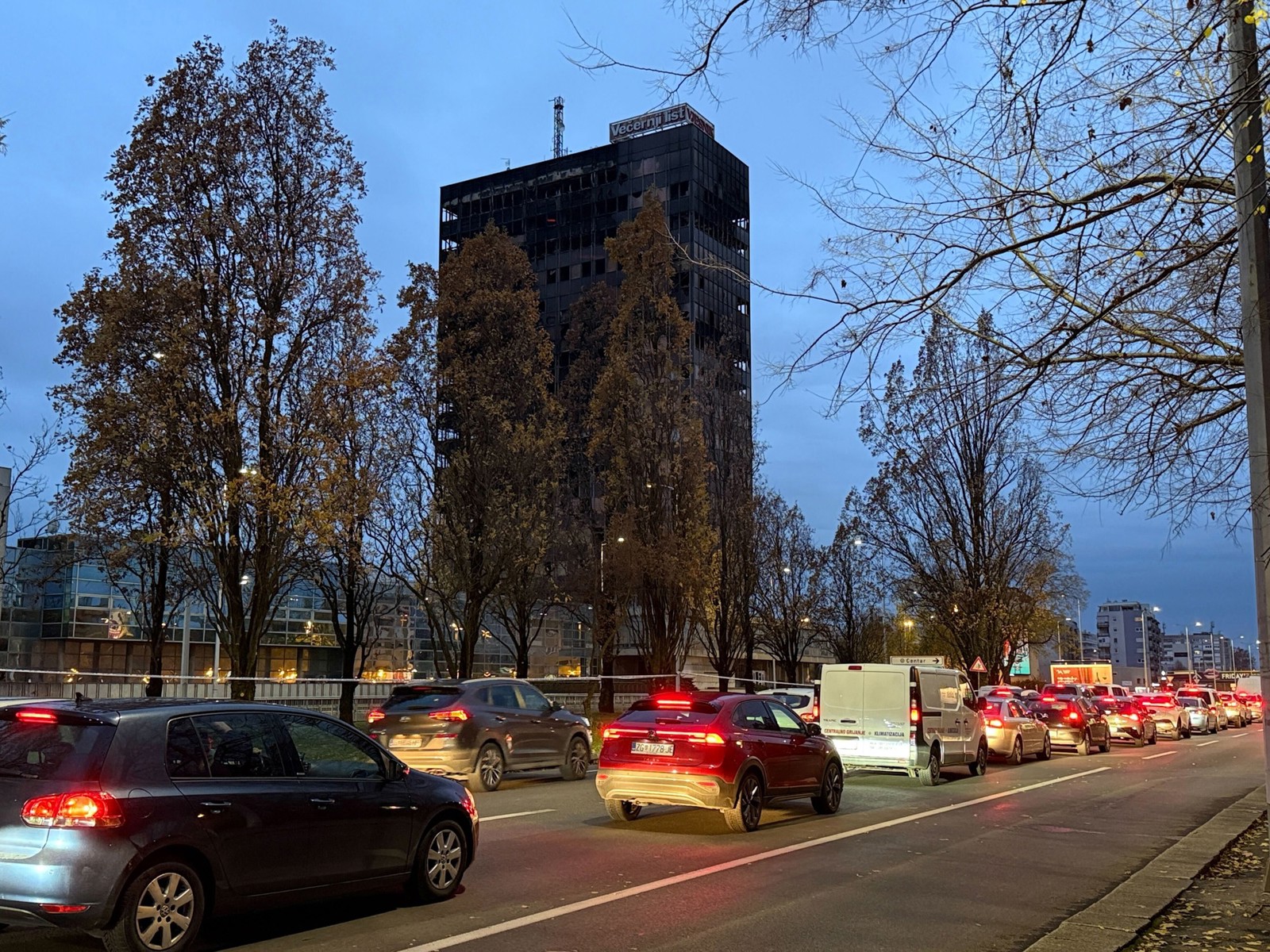 Klinci iz Vjesnika: Od 17 sati smo bili u zgradi, pili smo i pušili ...