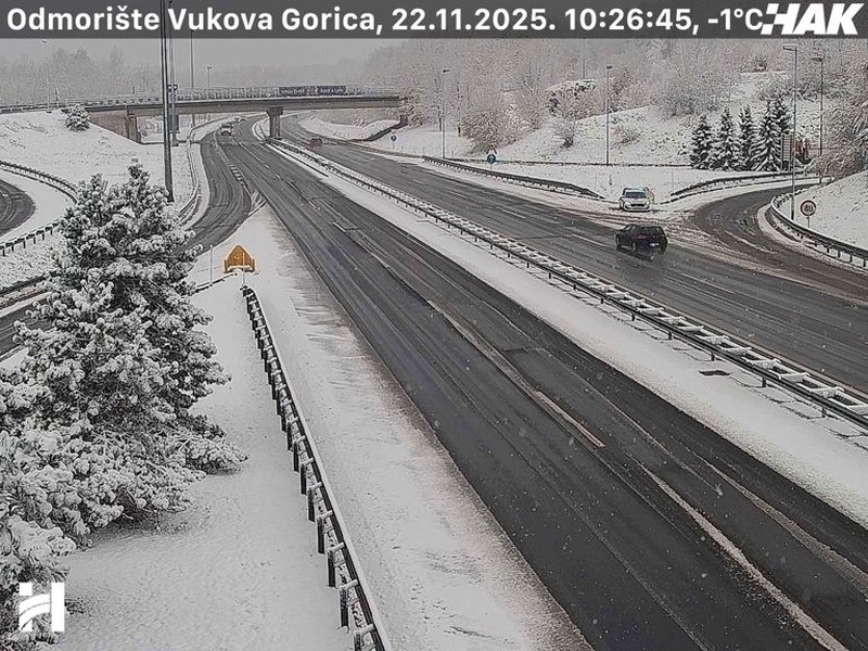 VIDEO I FOTO Snijeg pada diljem Hrvatske, pogledajte prizore - Index.hr