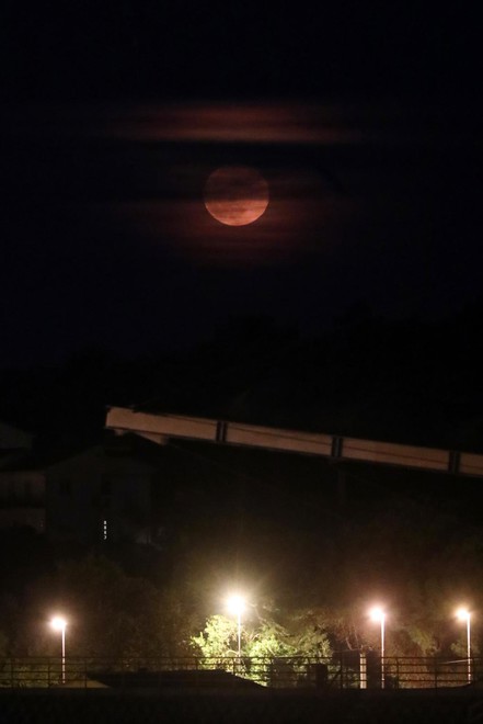 FOTO Puni Mjesec obasjao Hrvatsku, pogledajte slike iz Dubrovnika i ...