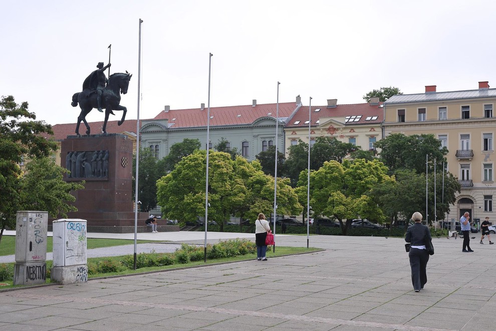 FOTO Zagrebački Tomislavac osvanuo bez LGBT zastava - Index.hr