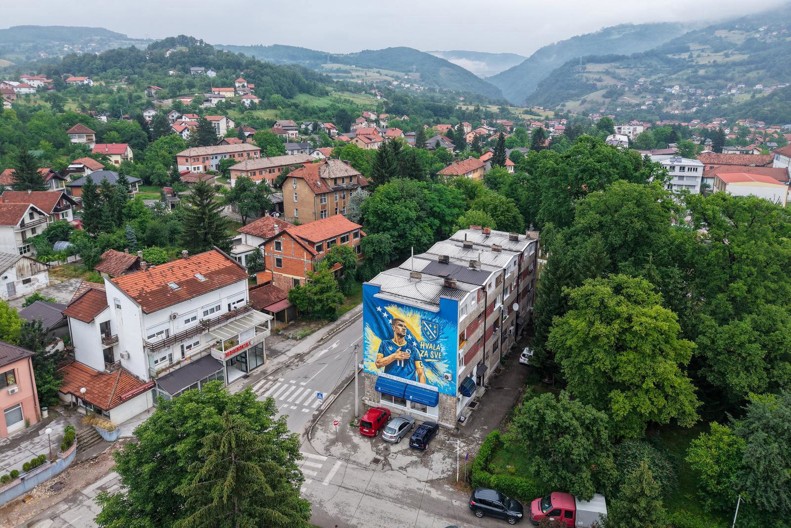 U Sarajevu mural posvećen kapetanu Edinu Džeki: "Hvala za sve" - Index.hr