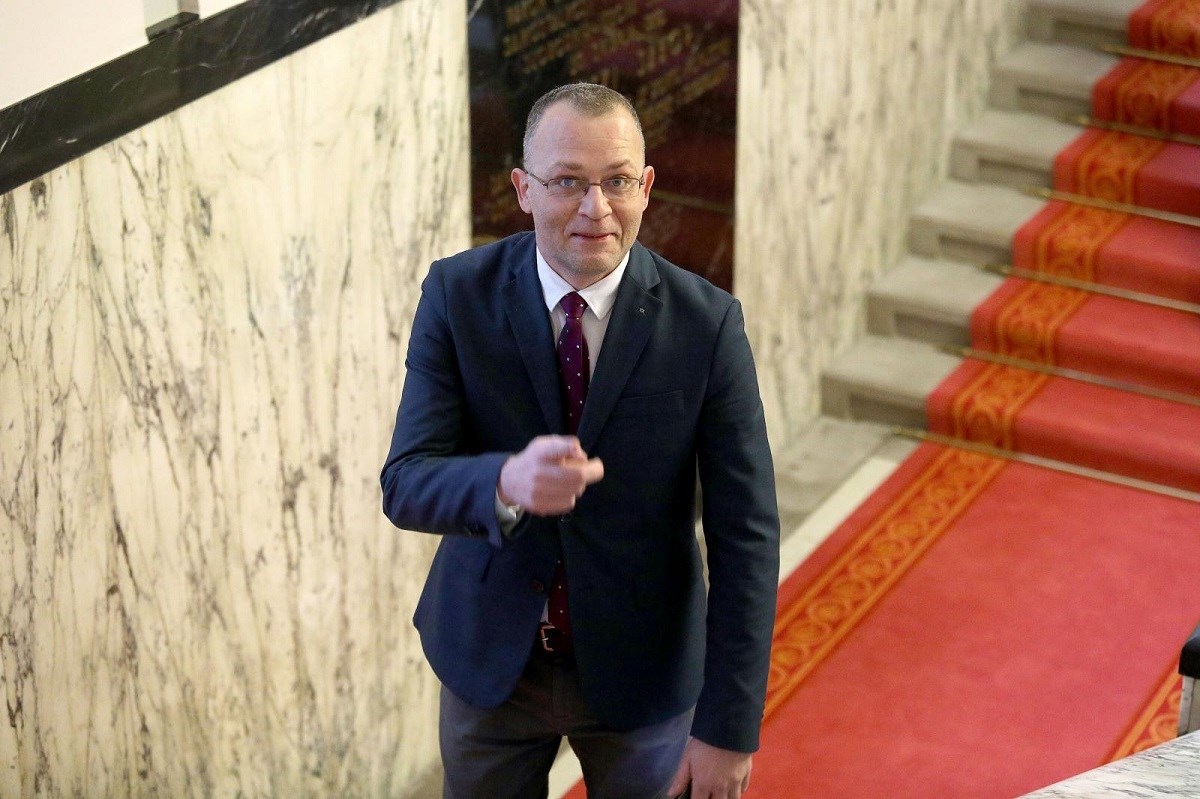 Hasanbegović se zajebava, na dnevni red odbora kojeg vodi stavio ...