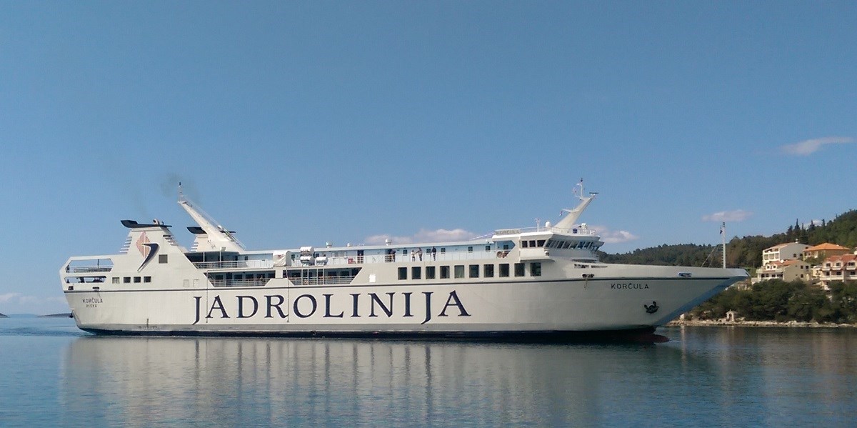 VIDEO Trajekt Korčula udario u pristanište u Veloj Luci, pogledajte ...